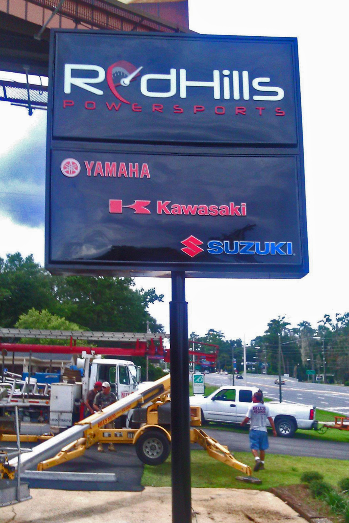 Pole Signs – Bill's Signs & Service, Inc.